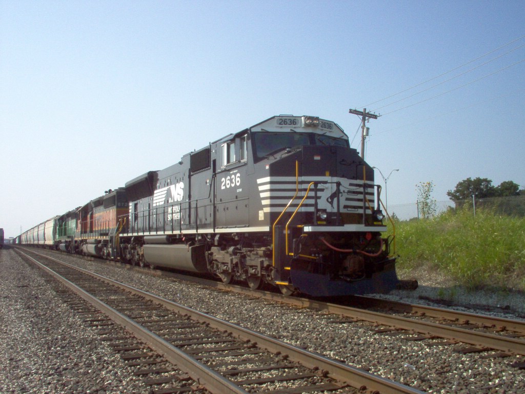 NS SD70M 2636